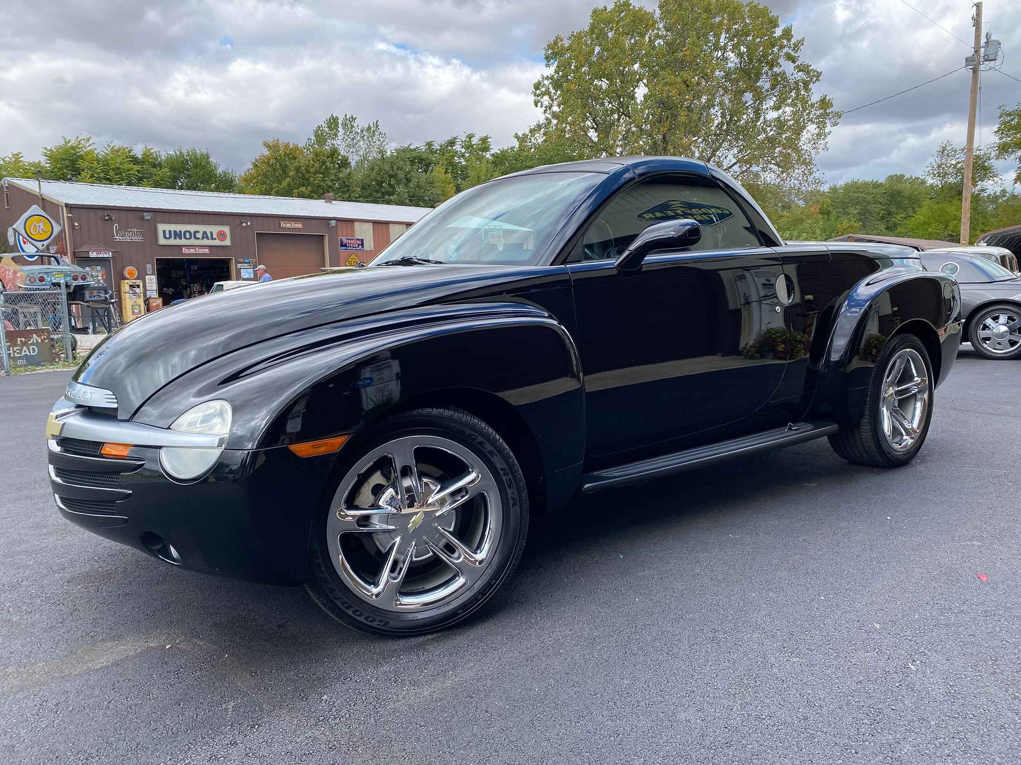 2005 SSR Roadster – J & S Motors